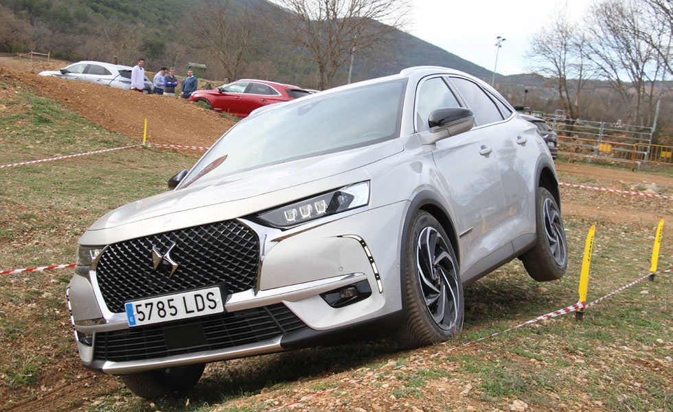 DS 7 Crossback E-Tense. Se atreve con todo - Motor 16