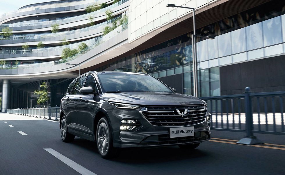 ¿Un monovolumen por 11.000 euros? Así es el Wuling Victory - Motor 16