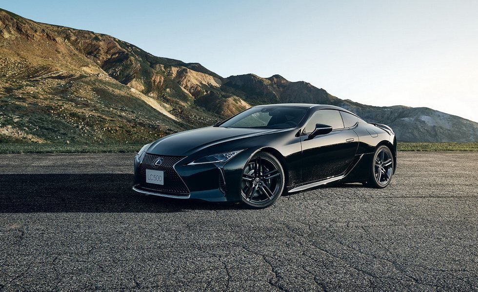 Lexus LC 500 Inspiration Series. Protagonismo al color negro - Motor 16