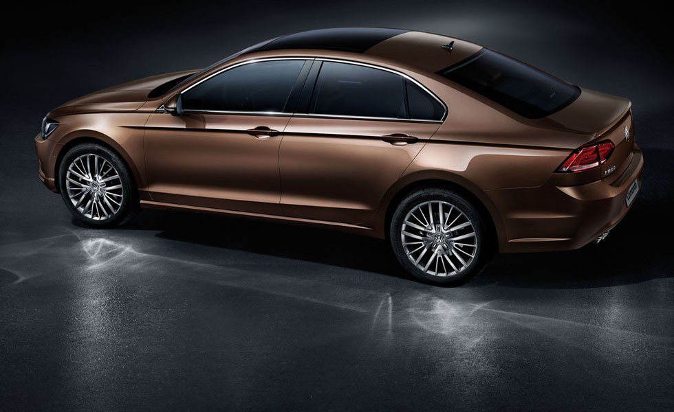 Volkswagen Lamando. Un Jetta CC - Motor 16