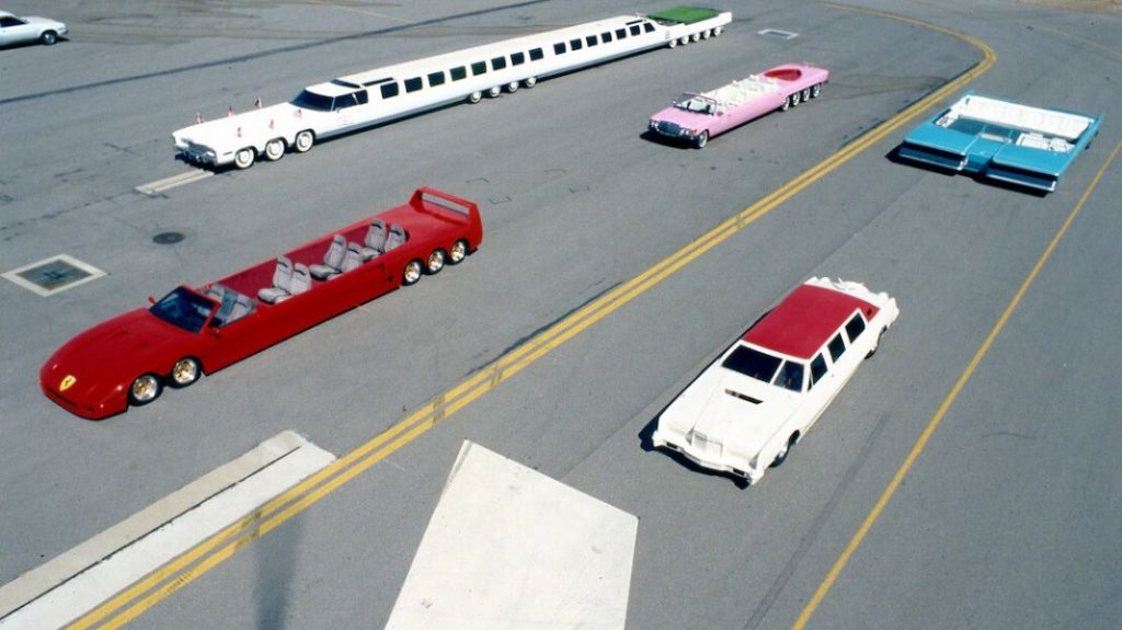 Así es el coche mas largo del mundo: 30 metros para 75 personas - Motor 16