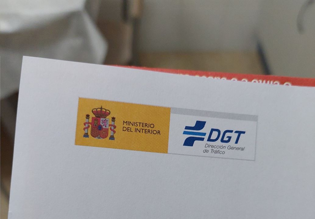 No te asustes: esta carta de la DGT no es una multa - Motor 16